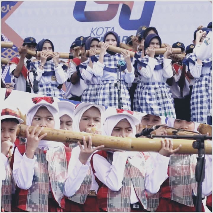 Festival Musik Bambu Meriahkan HUT ke-194 Kota Kendari, SD dan SMP ...